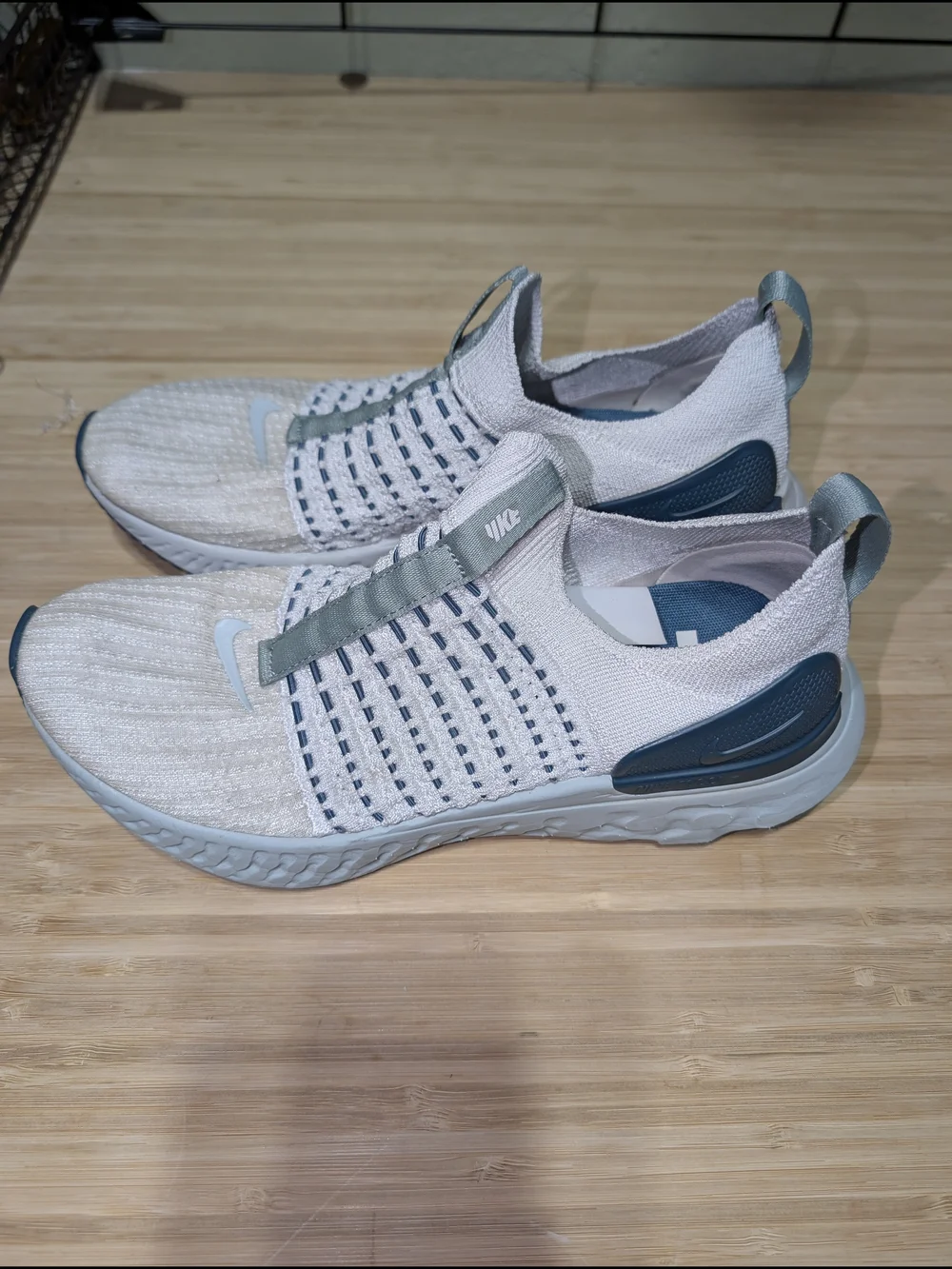 Nike | Shoes | Nike React Phantom Run Fk 2 Platinum Tintlight Silver ...